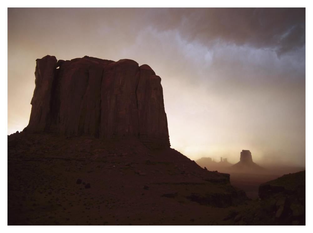 Sandstorm, Elephant Butte At North Window, Monument Valley Navajo ...