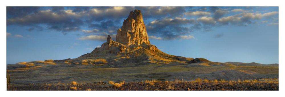 Agathla Peak, The Basalt Core Of An Extinct Volcano, Monument Valley ...